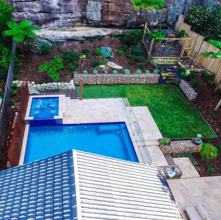 Rock Edge - Regal Pools & Landscapes